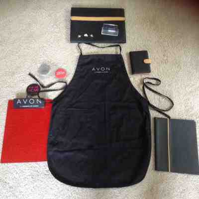 Rare And Collectible Avon Items : Avon Compact Mirror Value Guide ...