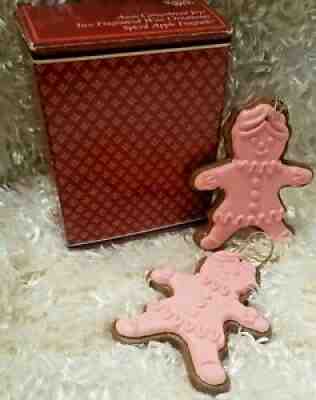 GINGERBREAD JOYS Avon 1981 Spiced Apple Fragrance Wax Ornaments Set/2 ...