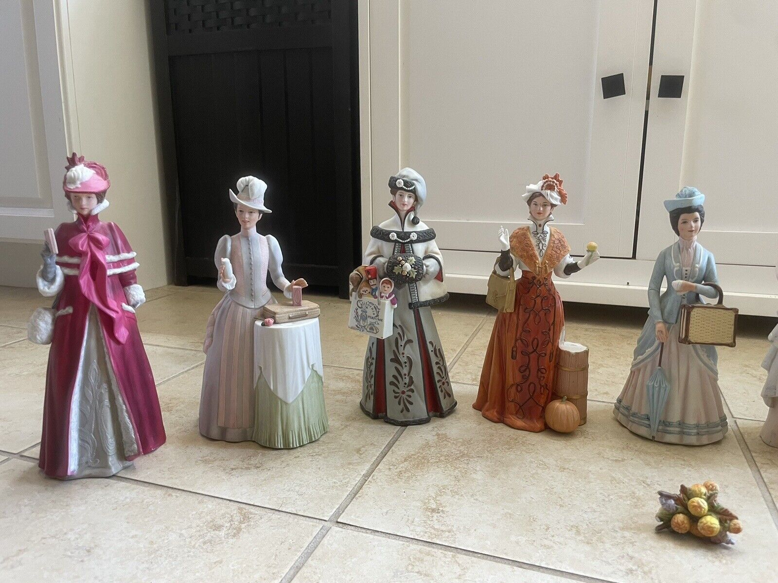 Avon Mrs. Albee President's Club Award full-size Figurines 1981-1993 ...