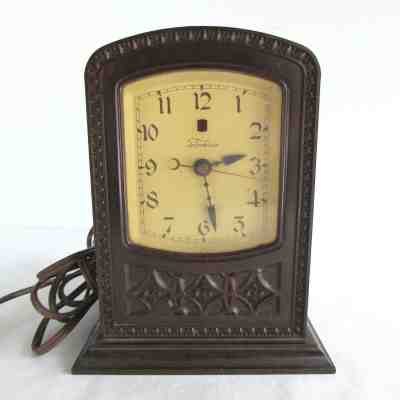 Vintage Telechron Electric Clock - Bakelite - 356 Tudor - Model M1 ...
