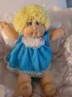 Cabbage Patch Kids Collectibles : Flower Cabbage Patch Kids Value Guide ...