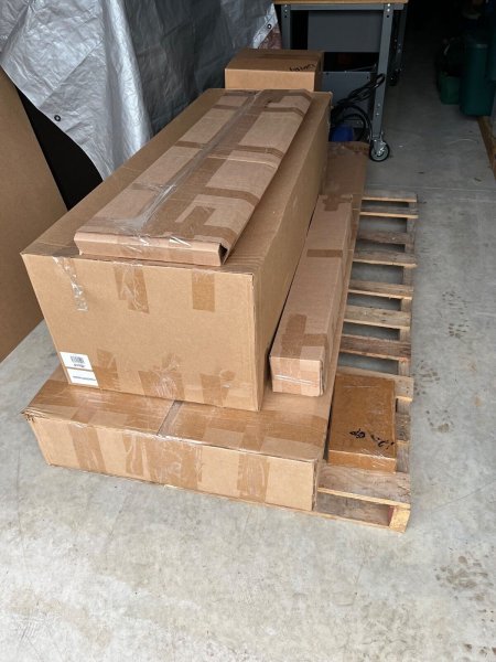 Rare And Collectible Clocks : Clocks Emperor Grandfather Value Guide ...