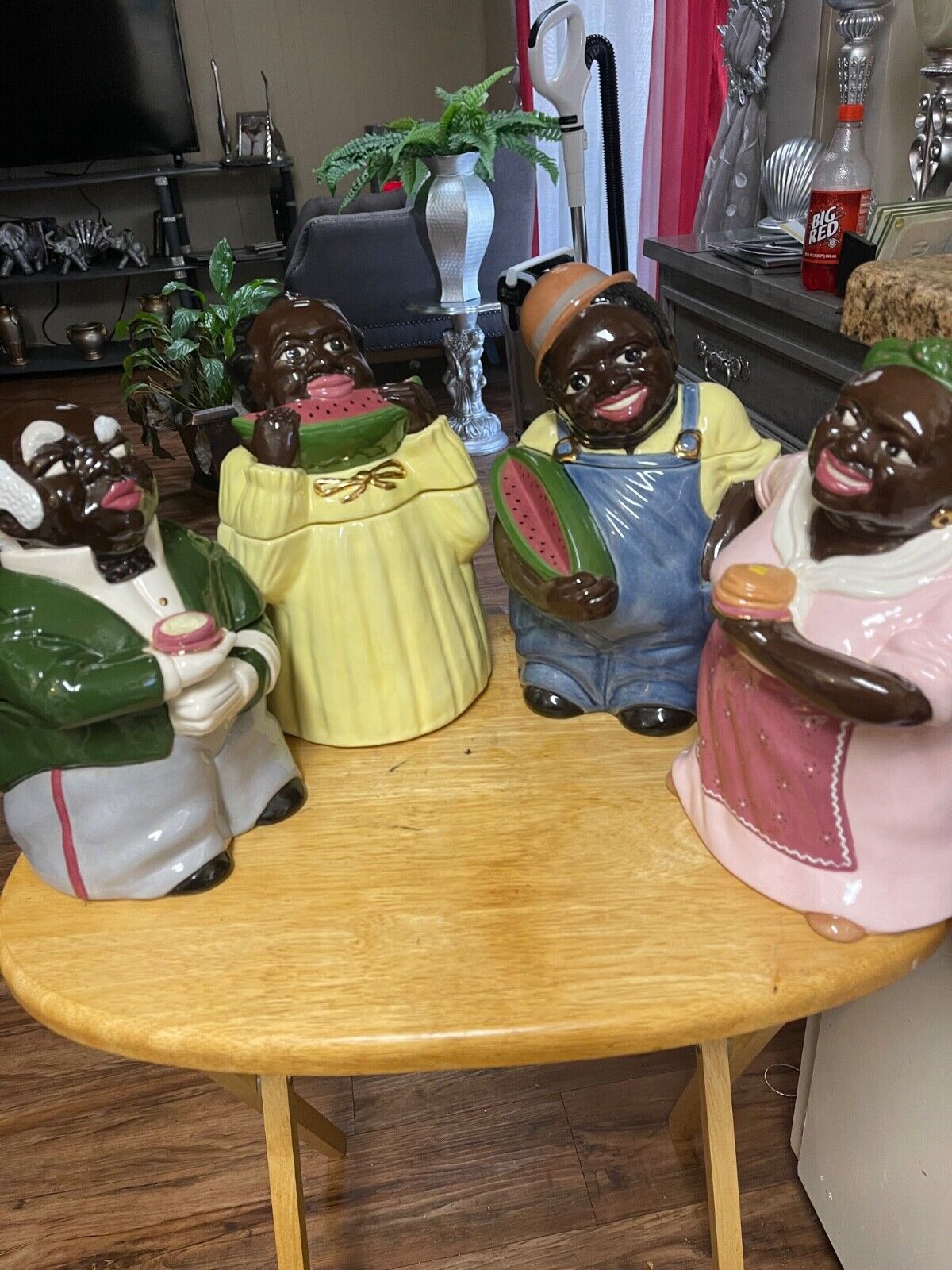 Carol Gifford antique cookie jars - Sold for $600.00 | Cookie Jar Price ...