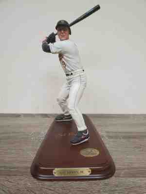 Danbury Mint 1997 Cal Ripken Jr. Porcelain Figurine - Sold for $26.00 ...