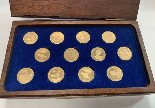 Danbury Mint Collectibles : Danbury Mint 1979 Value Guide - Price List ...