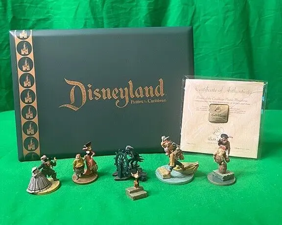 Rare And Collectible Disney Items : Keys Disney Value Guide - Price ...