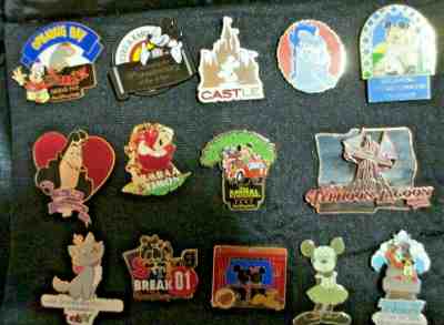 Disney Pins Patches And Buttons Collectibles : Random Value Guide ...