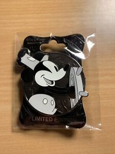 WDI Mickey Through the Years Profile Steamboat Willie LE 300 Disney Pin ...