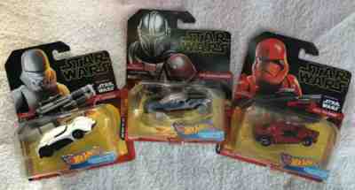 HOT WHEELS STAR WARS CHARACTER CARS THE MANDALORIAN, SITH TROOPER & JET ...