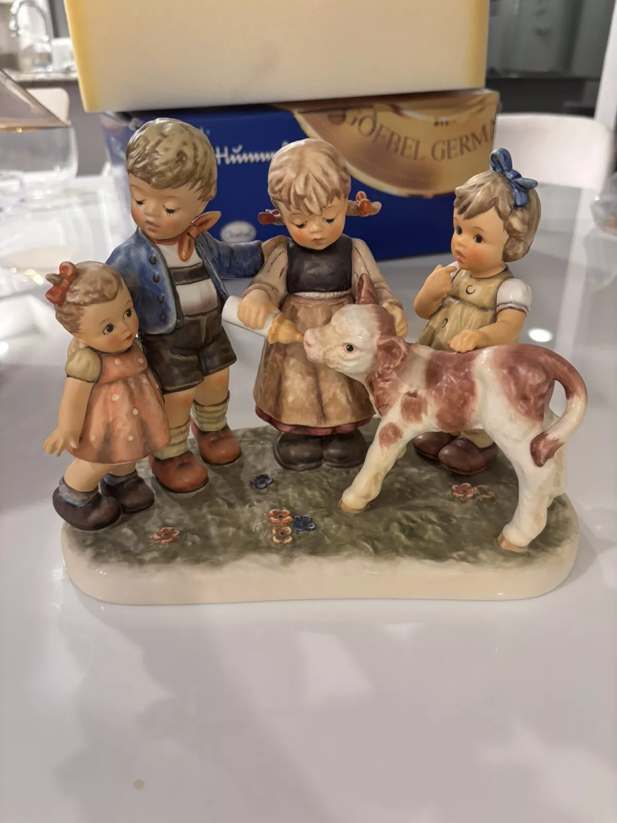 Rare And Collectible Hummel Items : Hummel 1939 Goebel Value Guide ...
