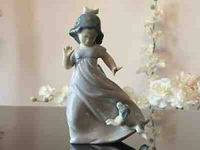Rare And Collectible Lladro : NAO Daisa 1987 Value Guide - Price List ...