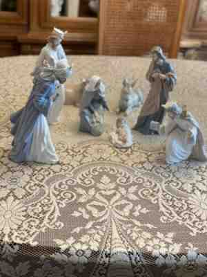 NAO by Lladro Nativity Set Figurines - Porcelain Christmas Set Holy ...