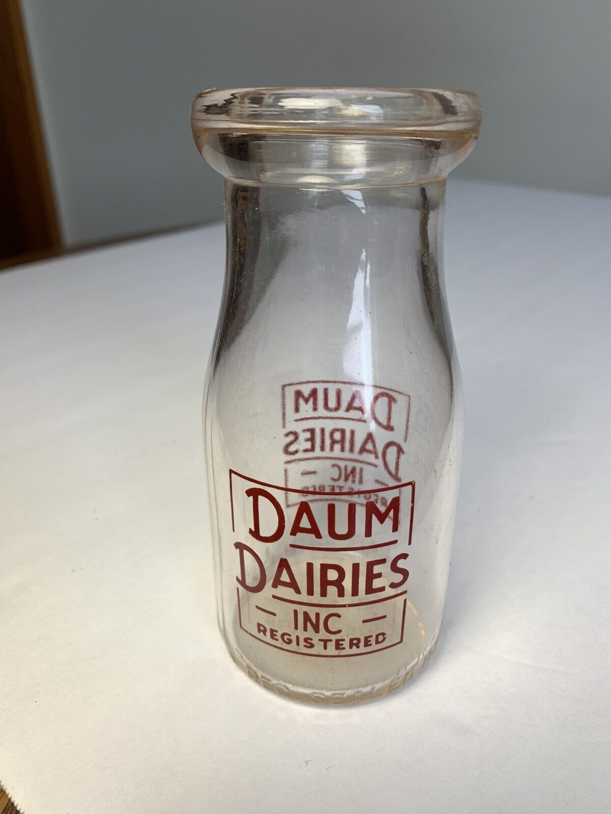 Milk Bottle Collectibles : Milk Bottle half pint daum Value Guide ...