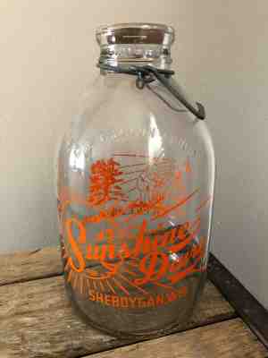 Milk Bottle Collectibles : Sunshine Sheboygan Milk Bottle Value Guide ...