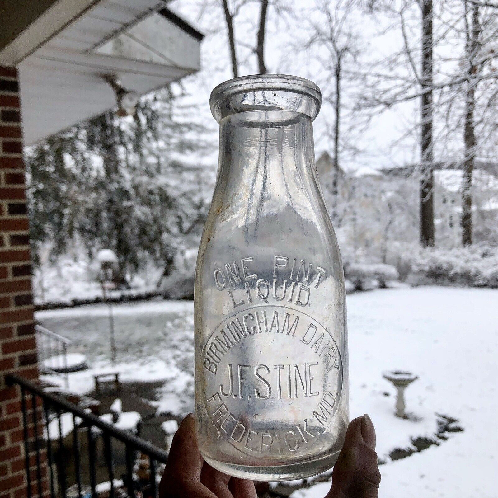 Milk Bottle Collectibles : Milk Bottle Mobile Value Guide - Price List ...