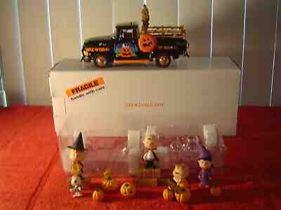 Peanuts Memorabilia Collectibles : Peanuts Die Cast Tow Truck Value ...