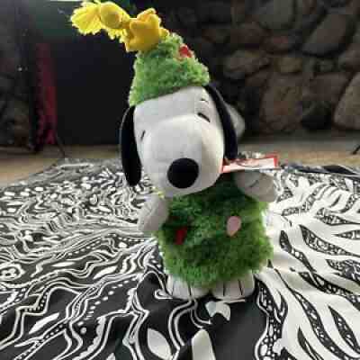 Peanuts Memorabilia Collectibles : Peanuts Dancing Snoopy Plush Value ...
