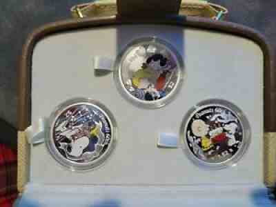 Peanuts Memorabilia Collectibles : Peanuts Snoopy Silver Coin Value ...