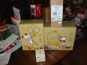 Peanuts Memorabilia Collectibles : Peanuts PARADE Love Snoopy Value ...