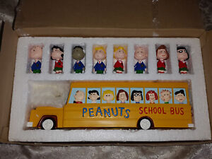 Peanuts Memorabilia Collectibles : Peanuts School Bus Bank Value Guide ...