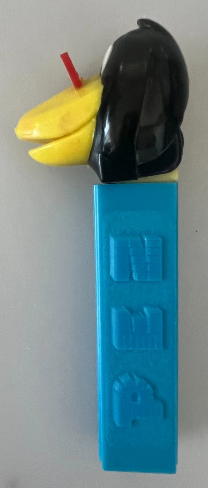 Rare And Collectible Pez Dispensers : Raven Vintage Value Guide - Price ...