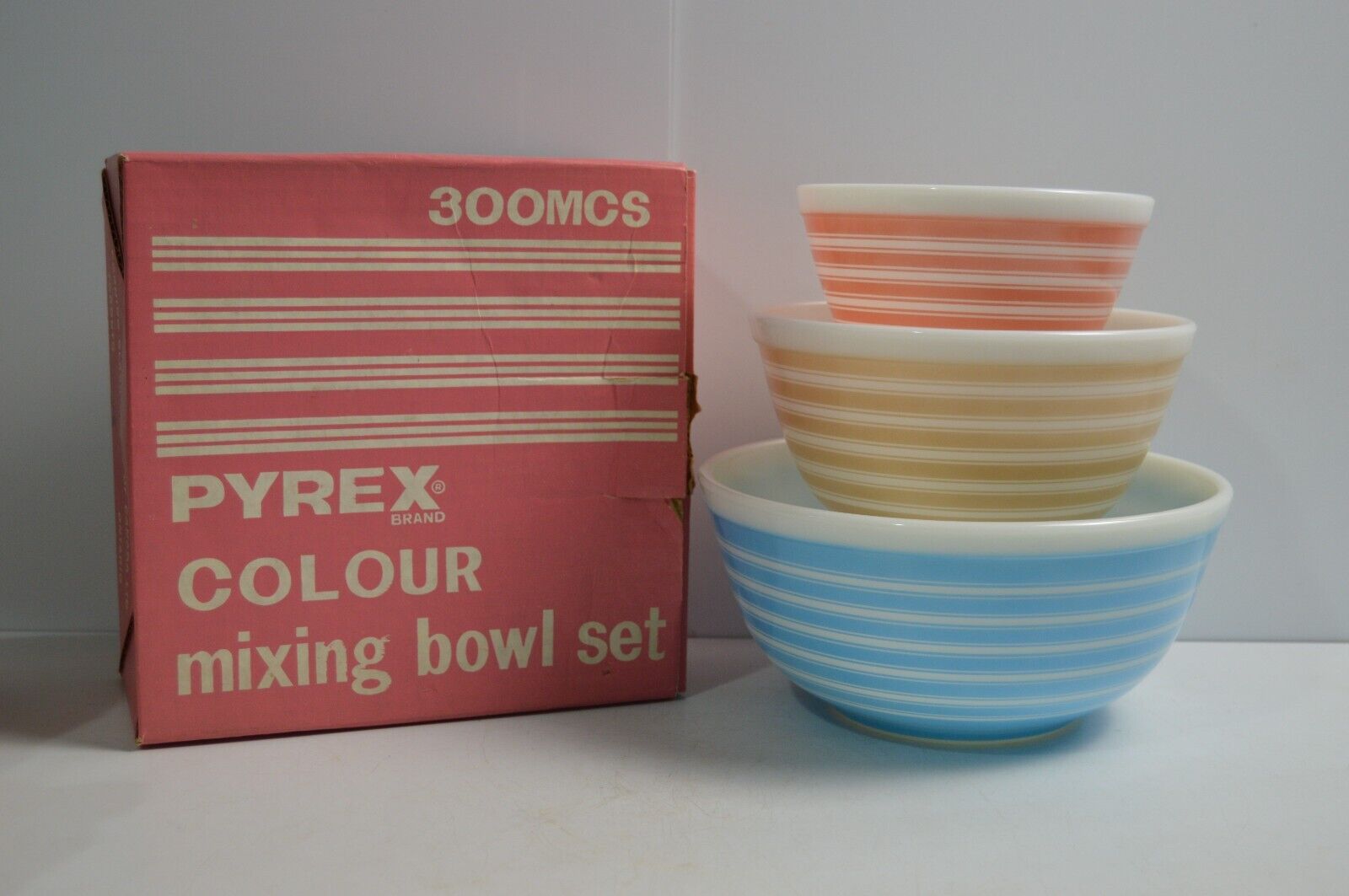 Vintage Pyrex Collectibles : Tan Value Guide - Price List | Vintage ...
