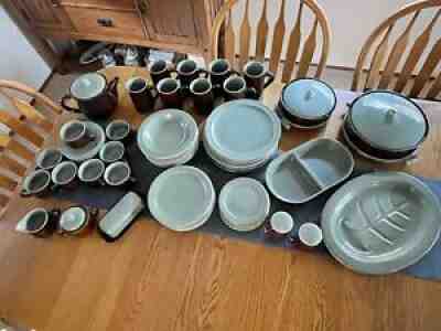 Rare And Collectible Red Wing Pottery : Red WIng Village Green Value ...