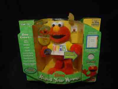 Elmo Knows Your Name Sesame Street Fisher-Price Damaged Box Interactive ...