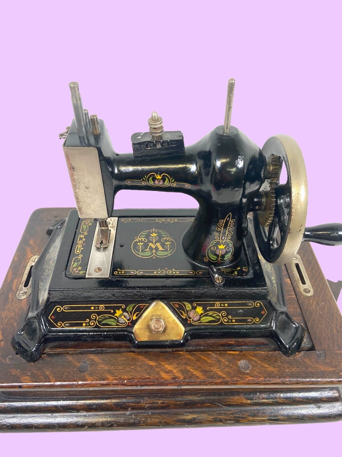 Antique Sewing Collectibles : Carry Value Guide - Price List | Antique ...