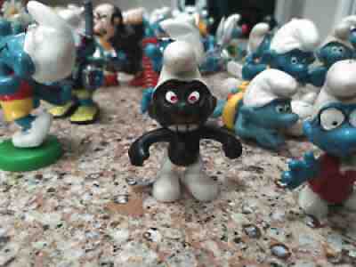 Rare And Collectible Smurf Items : Smurf Soccer Value Guide - Price ...