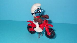 Rare And Collectible Smurf Items : Smurf Racer Value Guide - Price List ...