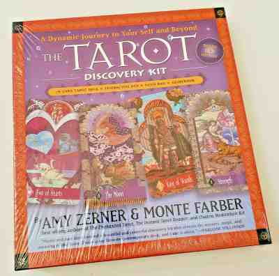 Tarot Collectibles : dvd tarot deck