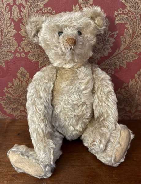 Vintage Antique And Collectible Teddy Bears : Charming Value Guide ...
